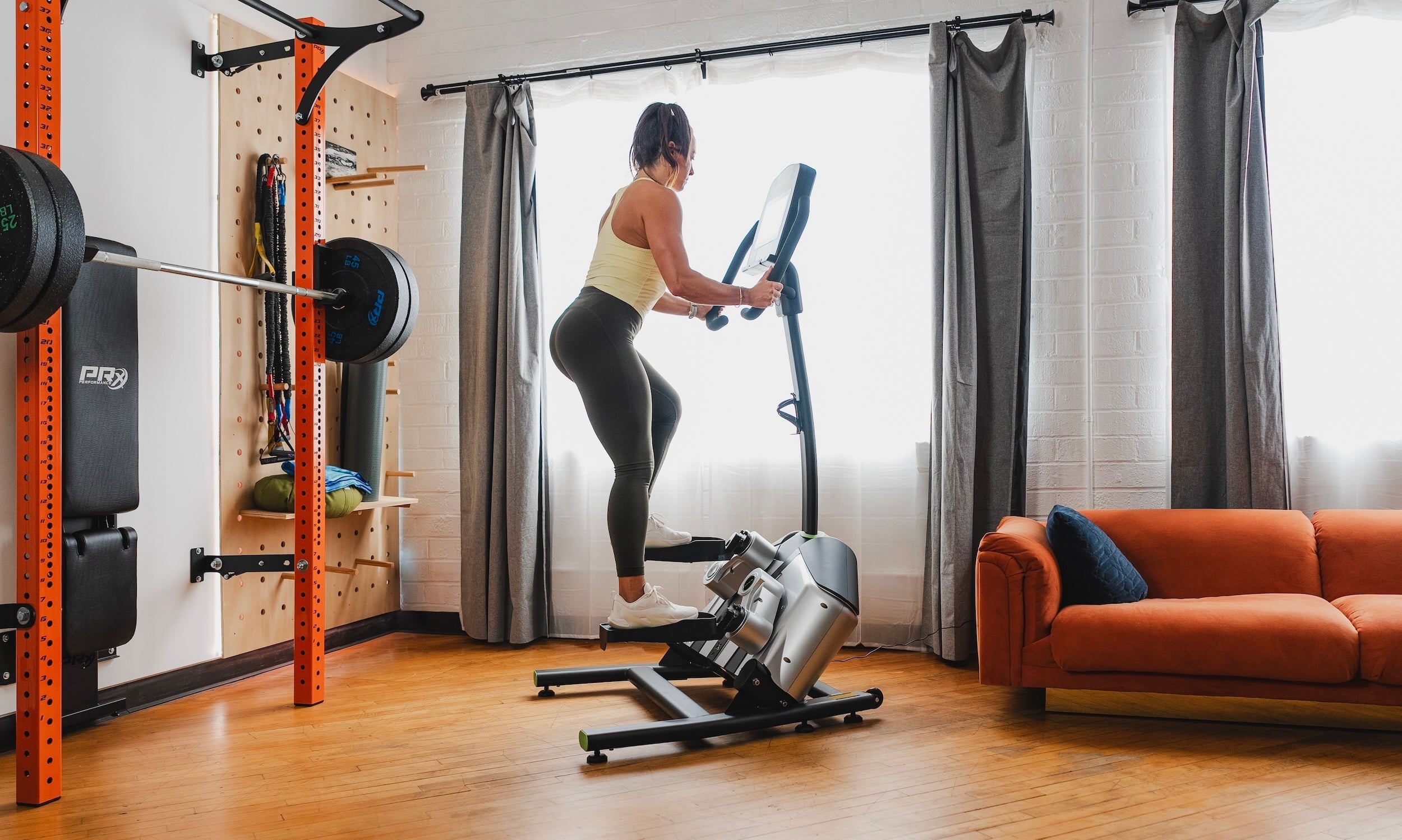 Helix® Lateral Elliptical l Train in 3 Planes of Motion – Helix Fitness